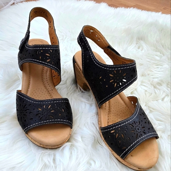 Biza | Shoes | Biza Morocco Chunky Heeled Clog Leather Laser Cut Size 9 ...